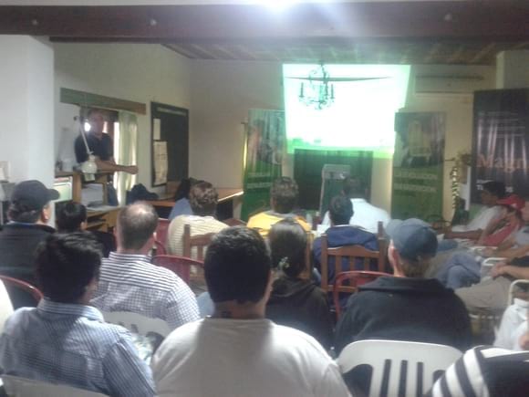 charla teorica a cargo del los nutricionistas Diego Bertino y Rodrigo Della Savia | Engormix