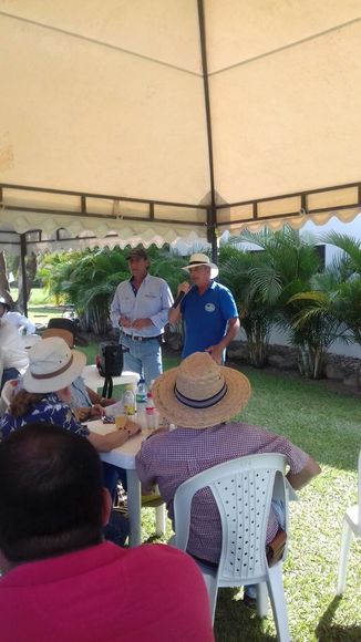 charla con los productores | Engormix