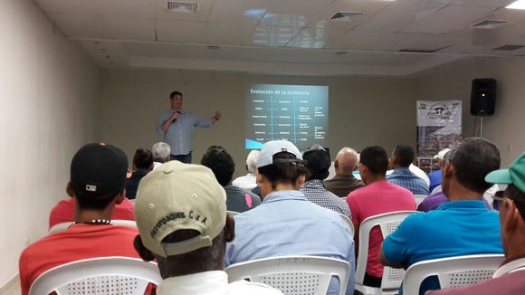 Charla República Dominicana | Engormix